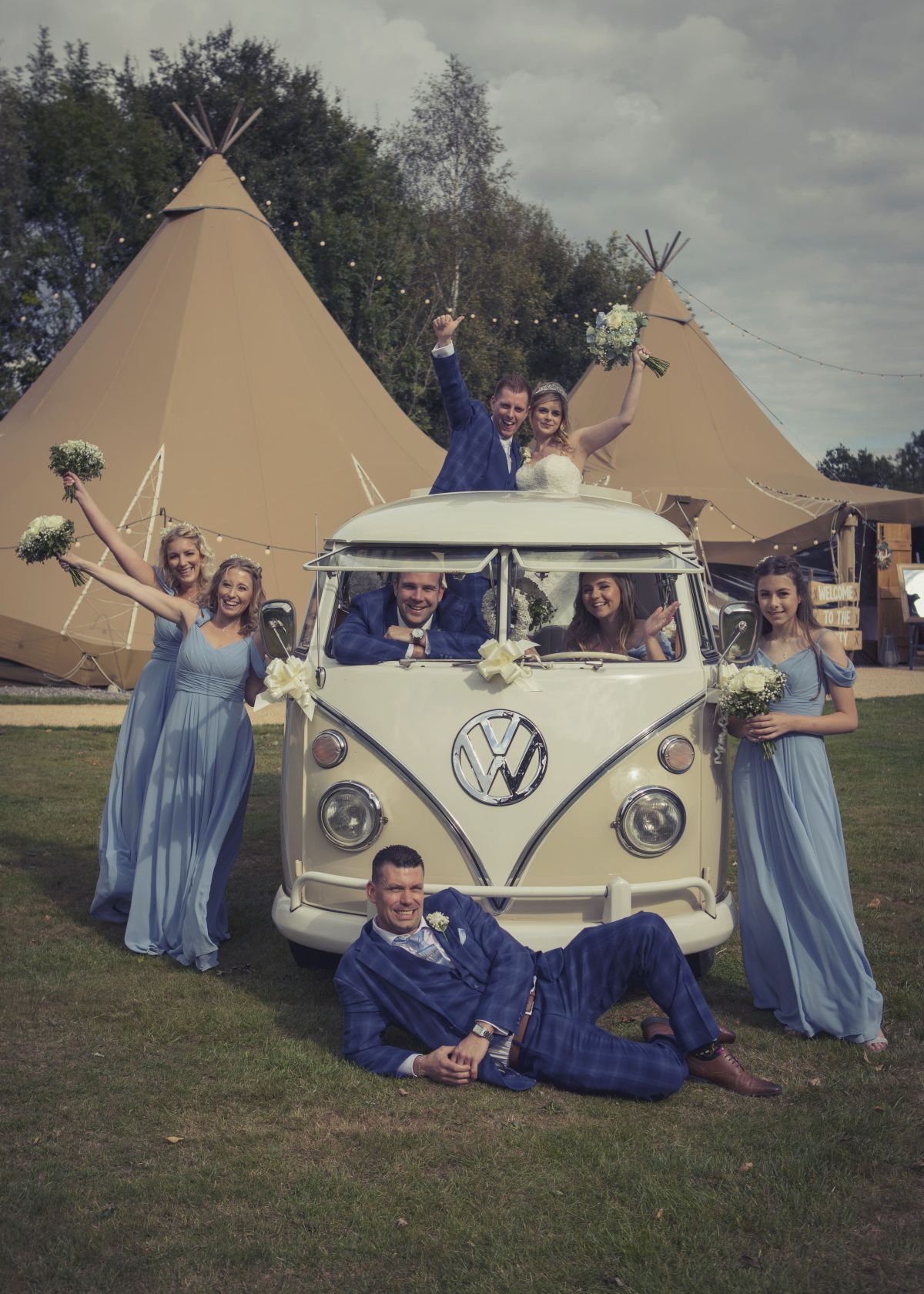 VW Campervan weddings: Celebrating love with fun and style - PhotoForrester